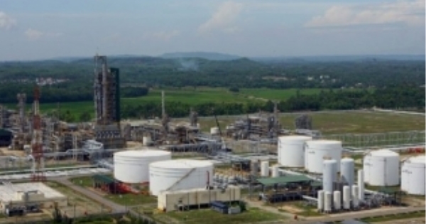 Việt Nam’s first oil refinery to be expanded for $1.26b