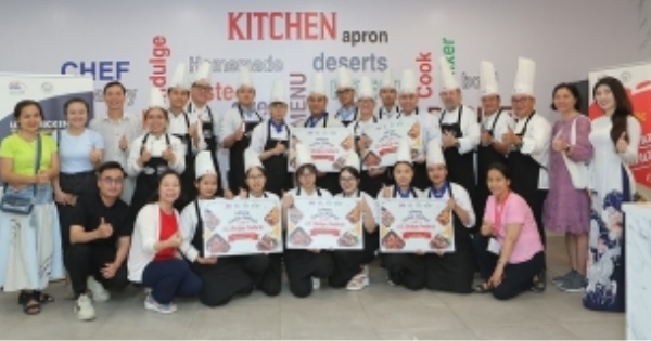 Vietnamese students compete in culinary challenge with U.S poultry products